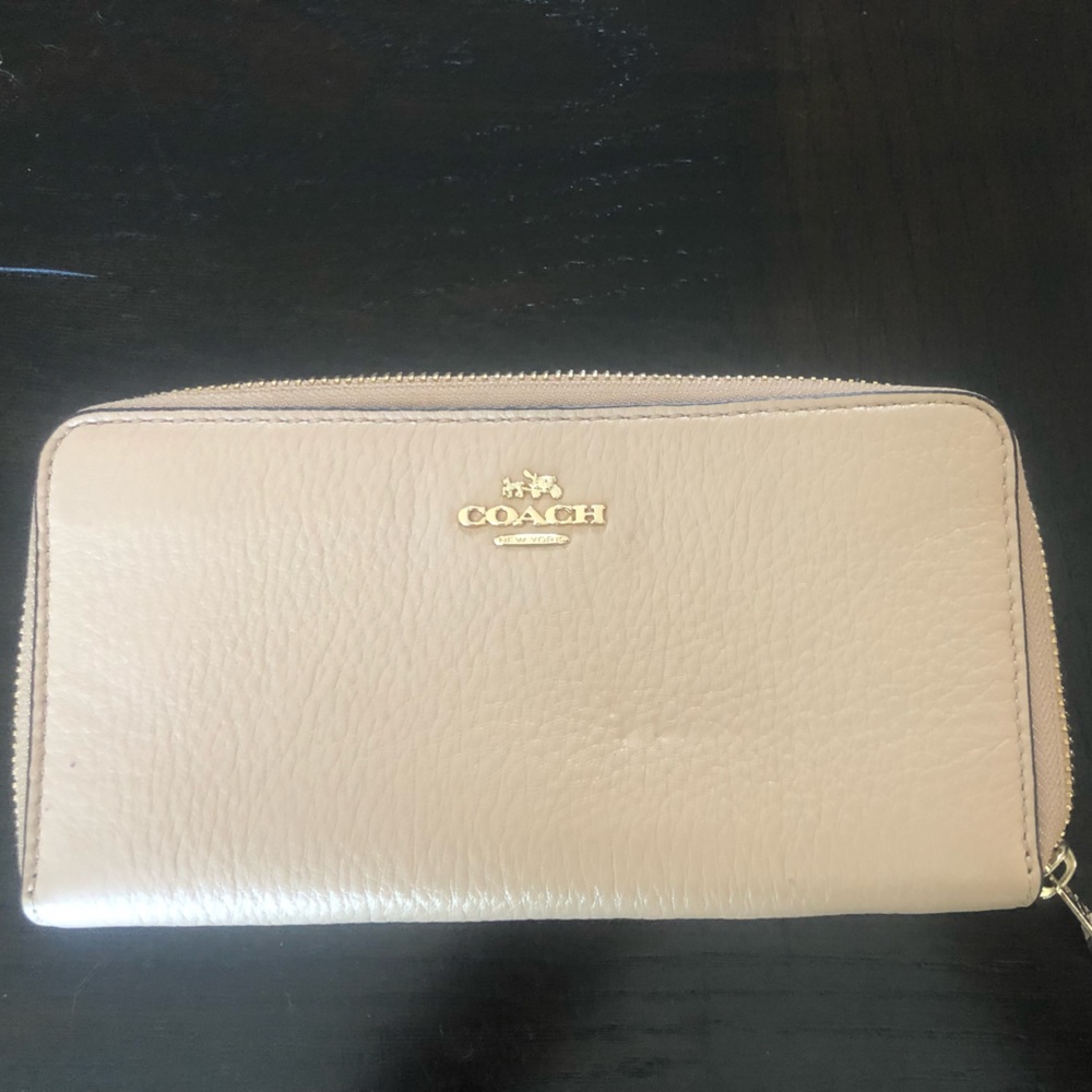 Coach Leather Zip Around Wallet - Gem